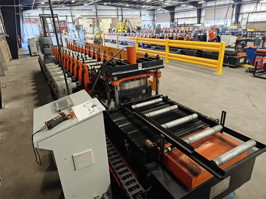 C BRACING SECTION ROLL FORMING MACHINE - Business